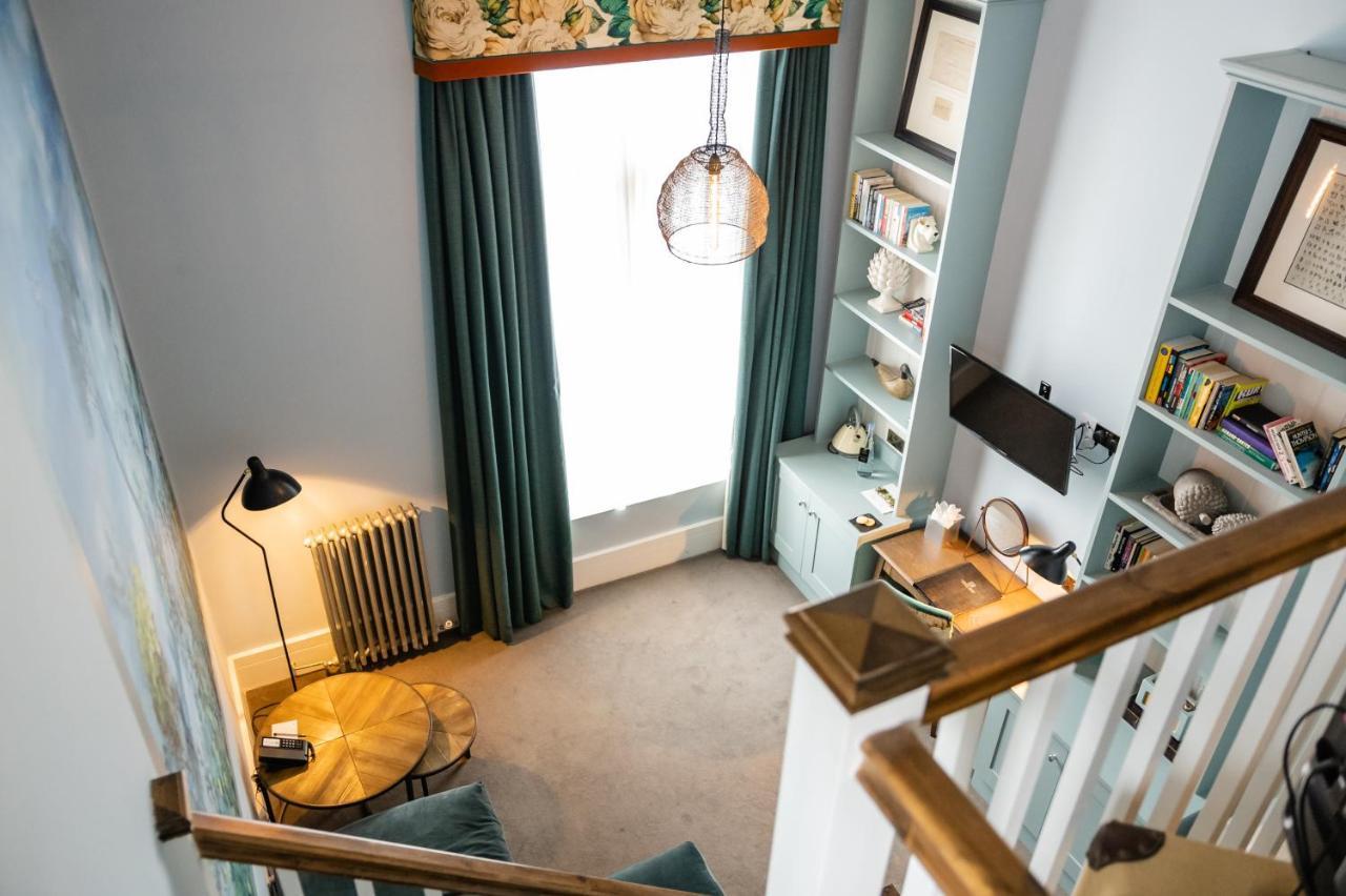 DIDSBURY HOUSE HOTEL MANCHESTER